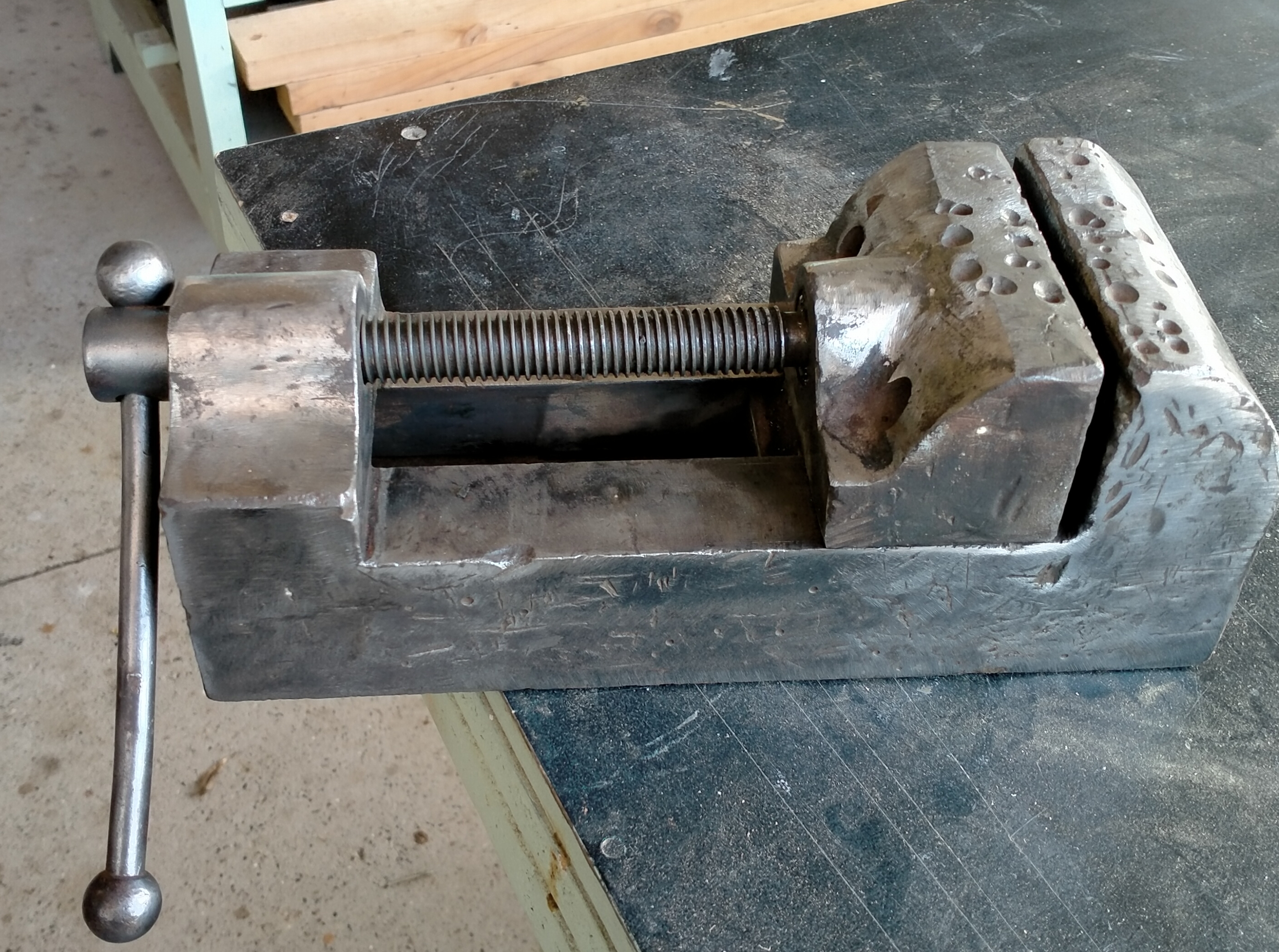 Antique vice restoration – The Entrance Men's Shed